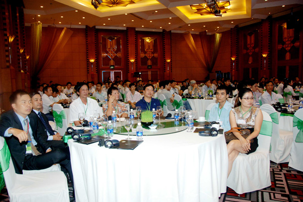 Công ty NS BlueScope Việt Nam giới thiệu sản phẩm Clean Colobond với ...