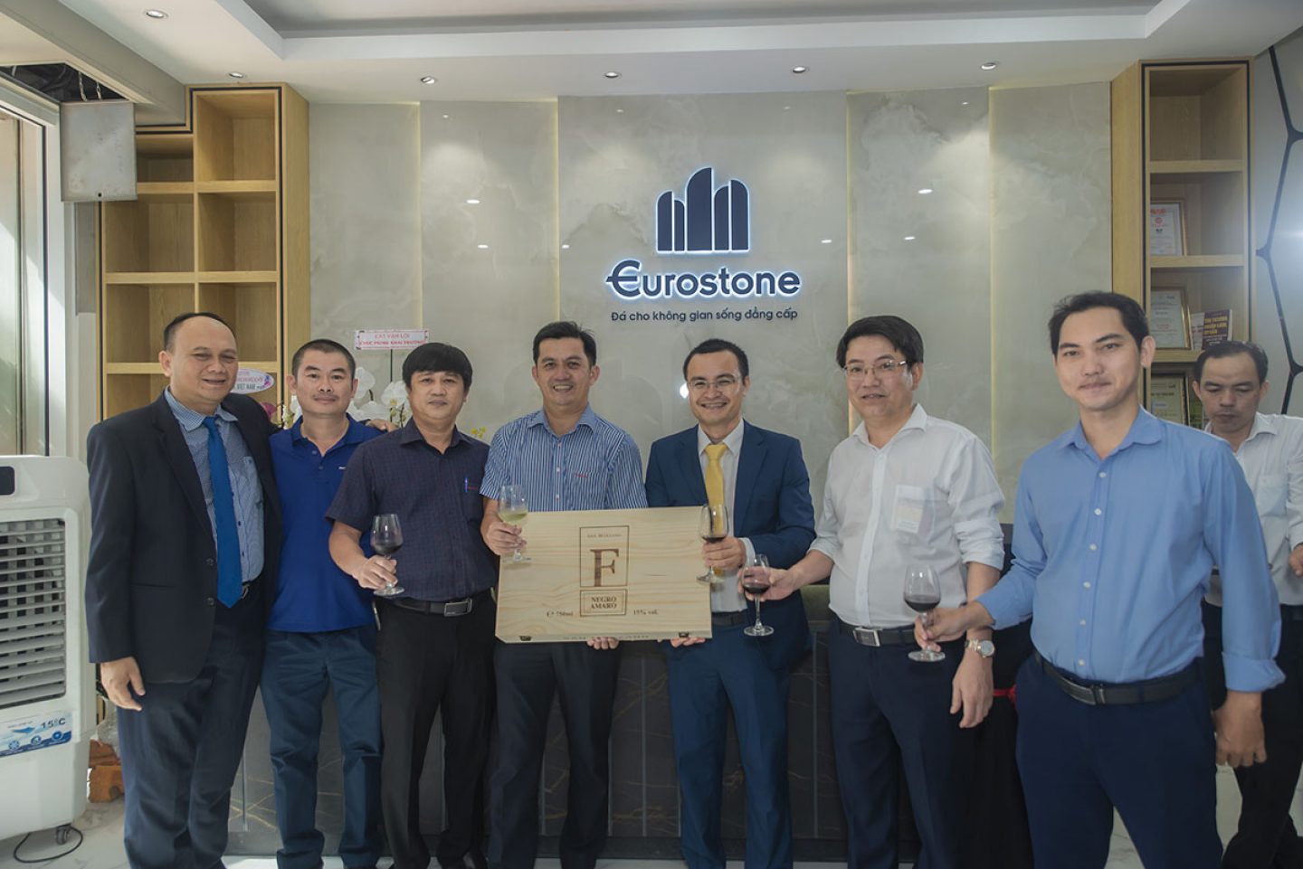 Tưng bừng khai trương Showroom Eurostone Sala - TP Thủ Đức - Hội Kiến ...