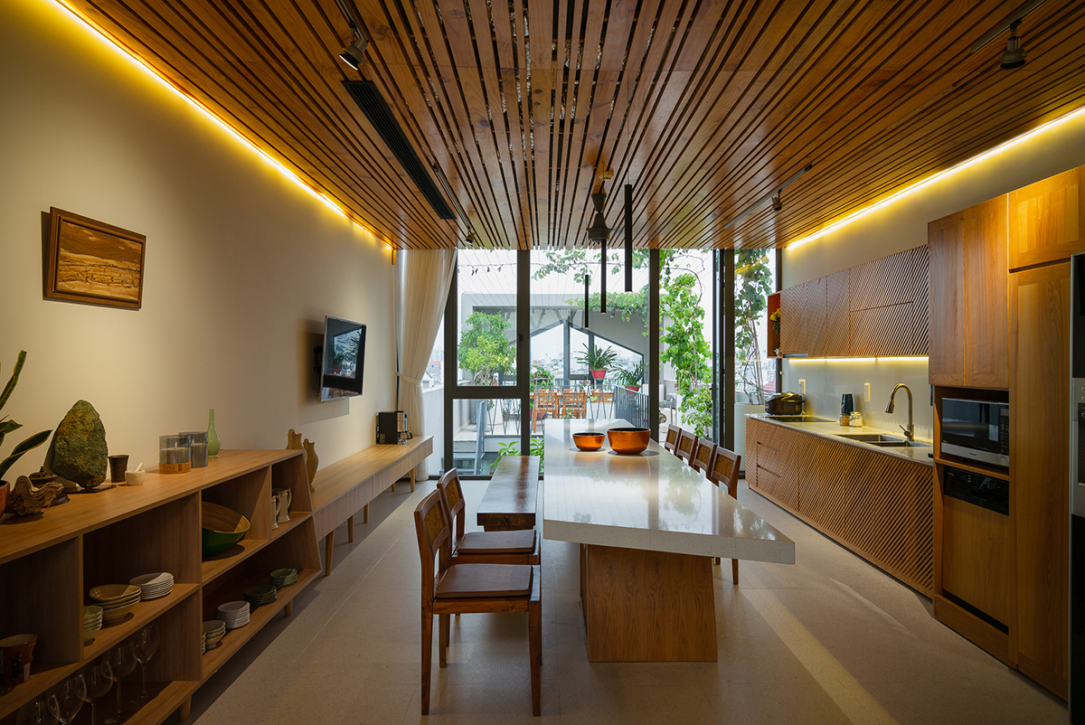 NHT HOUSE - Không gian kết hợp giữa nhà ở và văn phòng | VHA Architecture